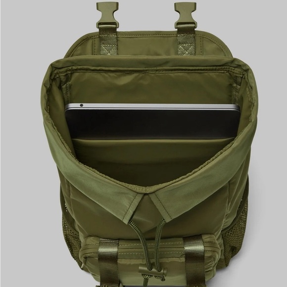 Fabletics | Bags | Nwt Fabletics The Cargo Backpack In Dark Moss Shine ...